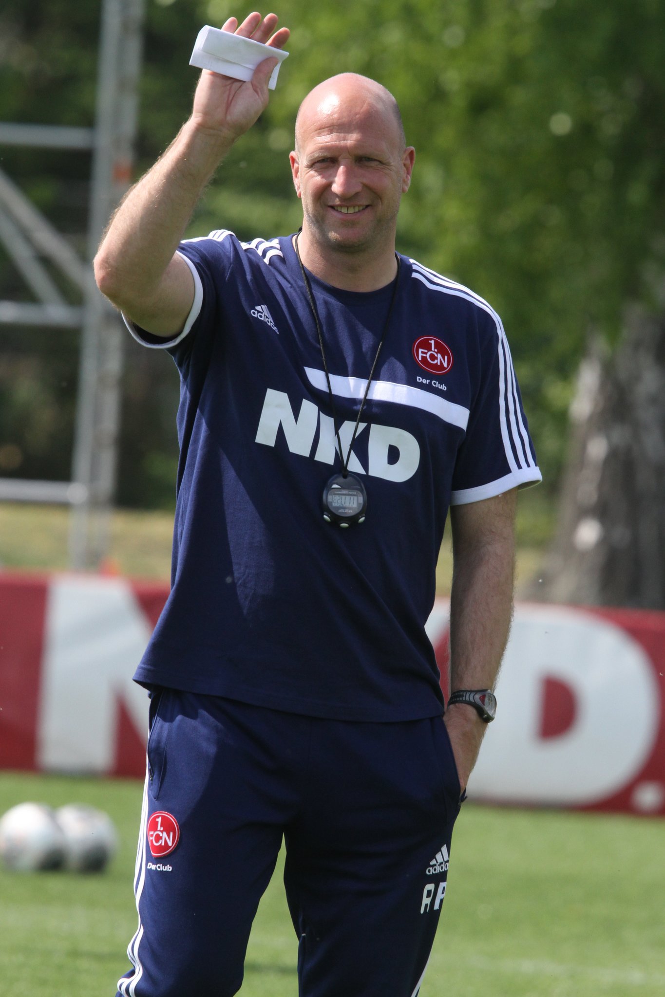 Neuer Club Coach gibt nicht auf - die ersten Trainingsfotos! - Nürnberg