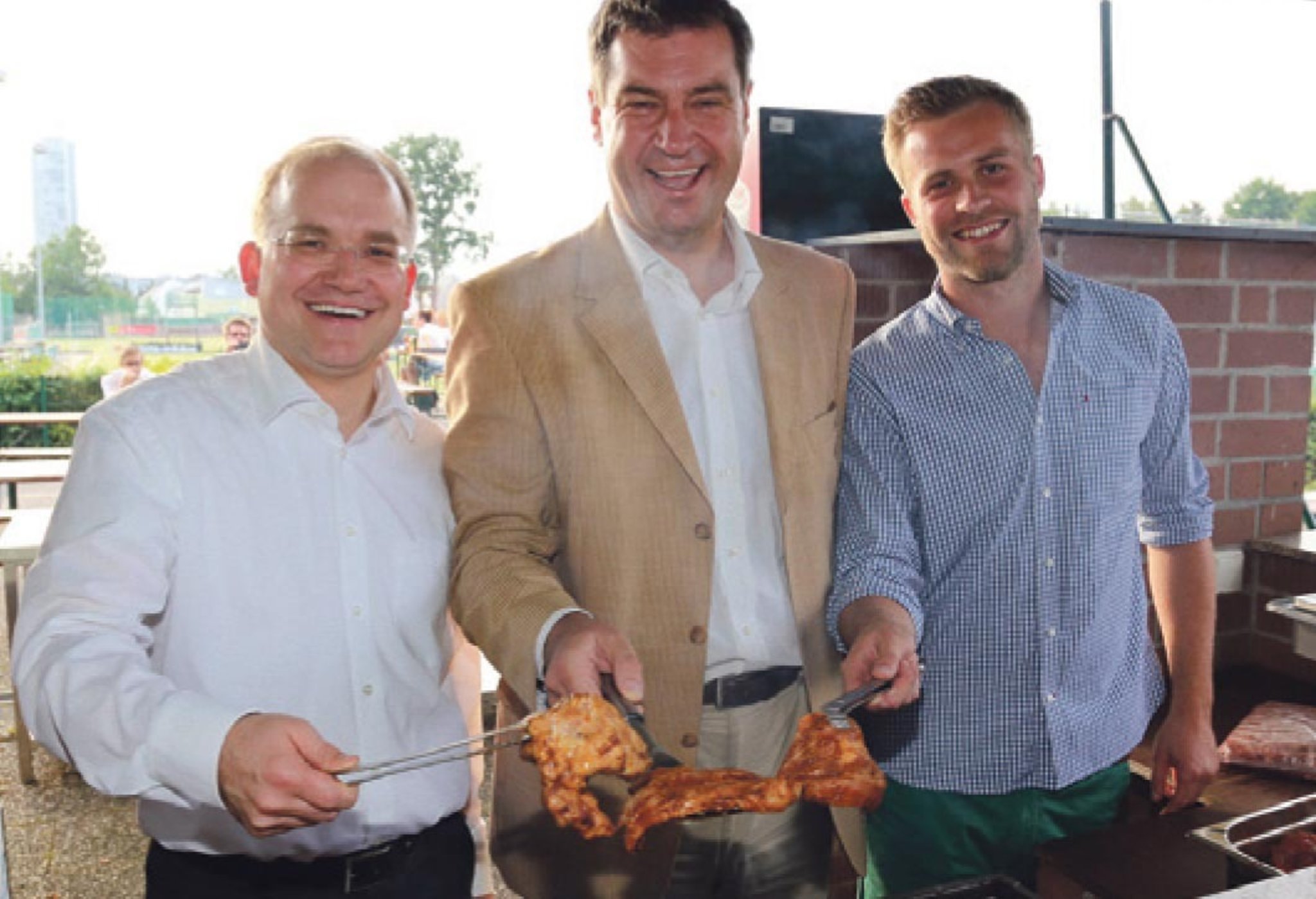 Sebastian Brehm bedankt sich bei Wahlhelfern und Freunden - Nürnberg