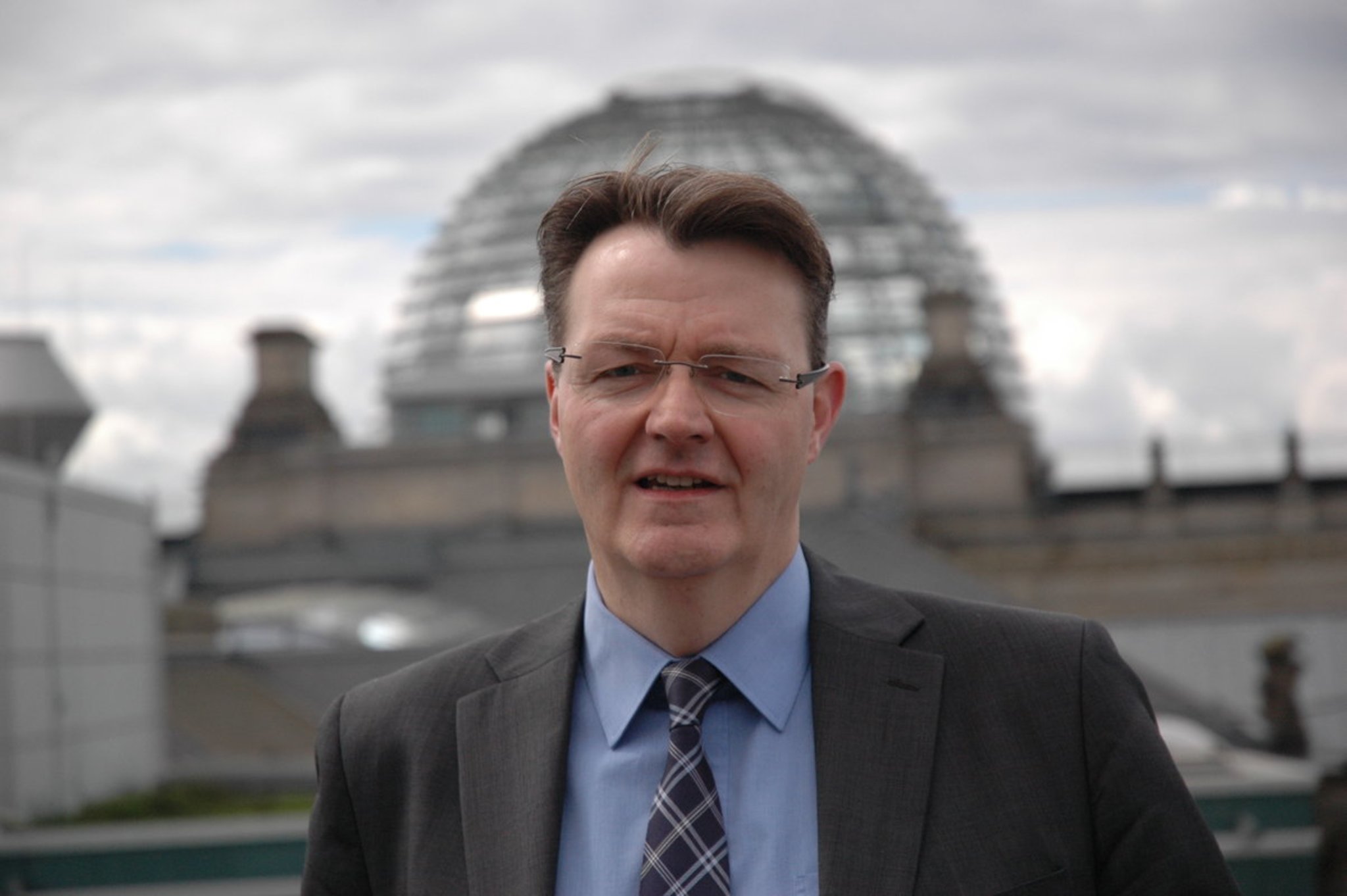 MdB Michael Frieser: ,,Terrornetze zerschlagen - keine Freiräume für ...