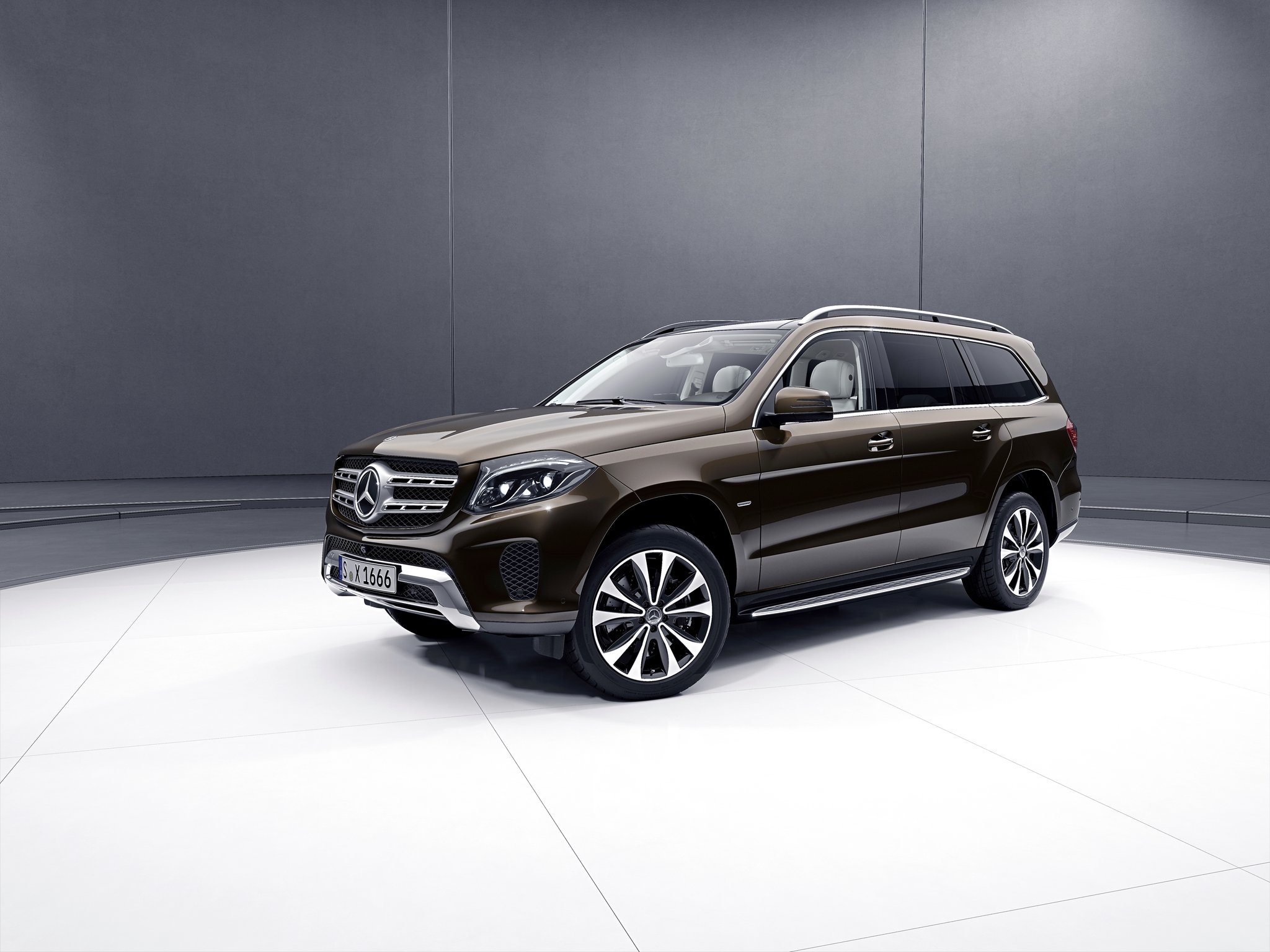 Mercedes-Benz GLS ab März als „Grand Edition“ - Nürnberg
