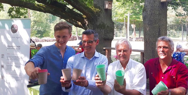 Mehrweg statt Einweg: Pfandbecher im Nürnberg-Design - Nürnberg