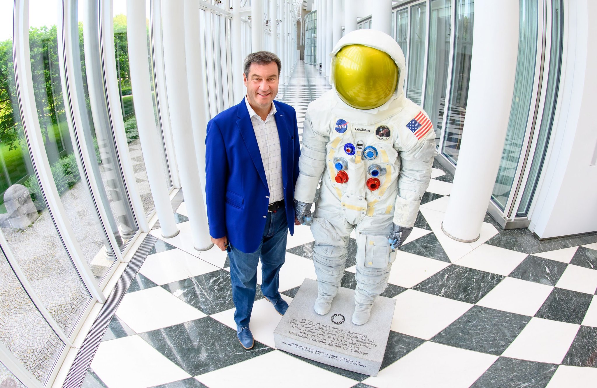 Auch im Feuchter Raumfahrt-Museum war sie schon zu sehen: Neil ...