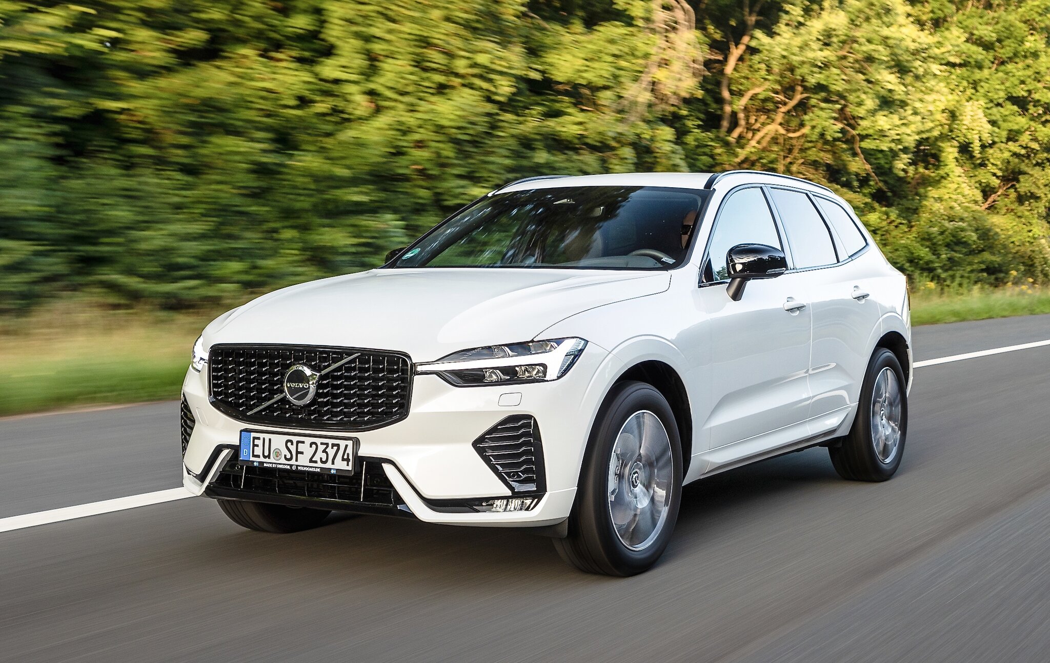 Volvo XC60 unterstreicht Premium-Anspruch: Nobel-SUV mit Smartphone ...