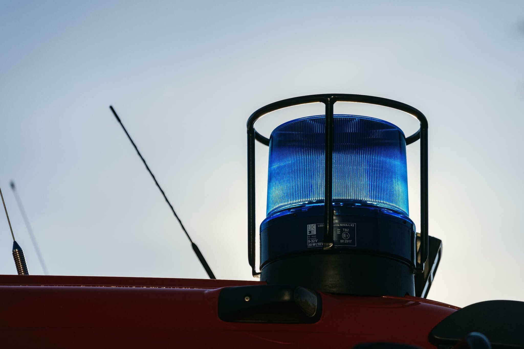 Lkw geht in Flammen auf: Weihnachtspost auf der A9 verbrannt - Bayern