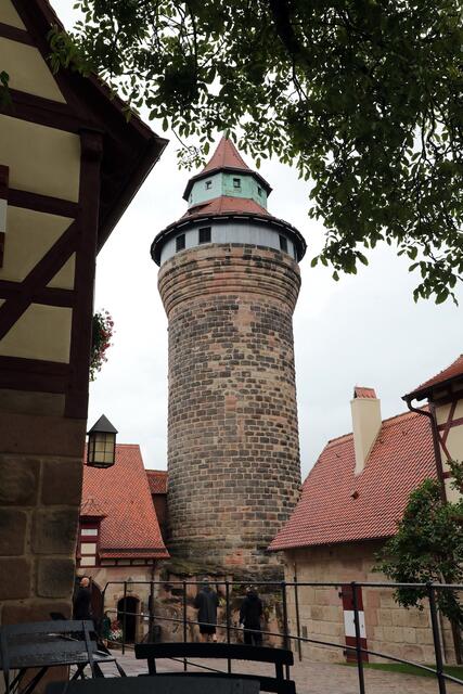 Kaiserburg Nürnberg: Ganz neu und echt alt - Sonderausstellung eröffnet ...