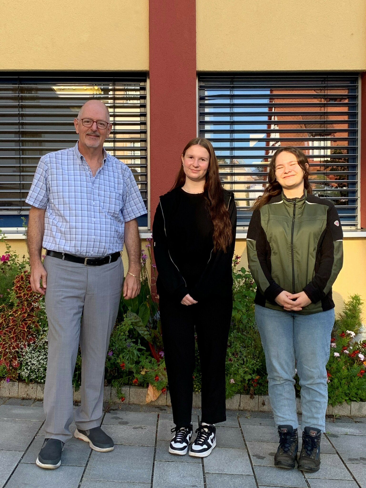 Seit 1. September: Neue Auszubildende bei der Stadt Zirndorf ...