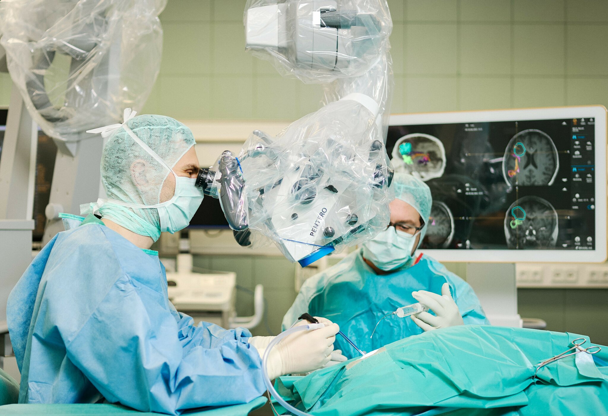 Neurochirurgie im Klinikum Fürth: Prof. Dr. Sebastian Brandner ist ...