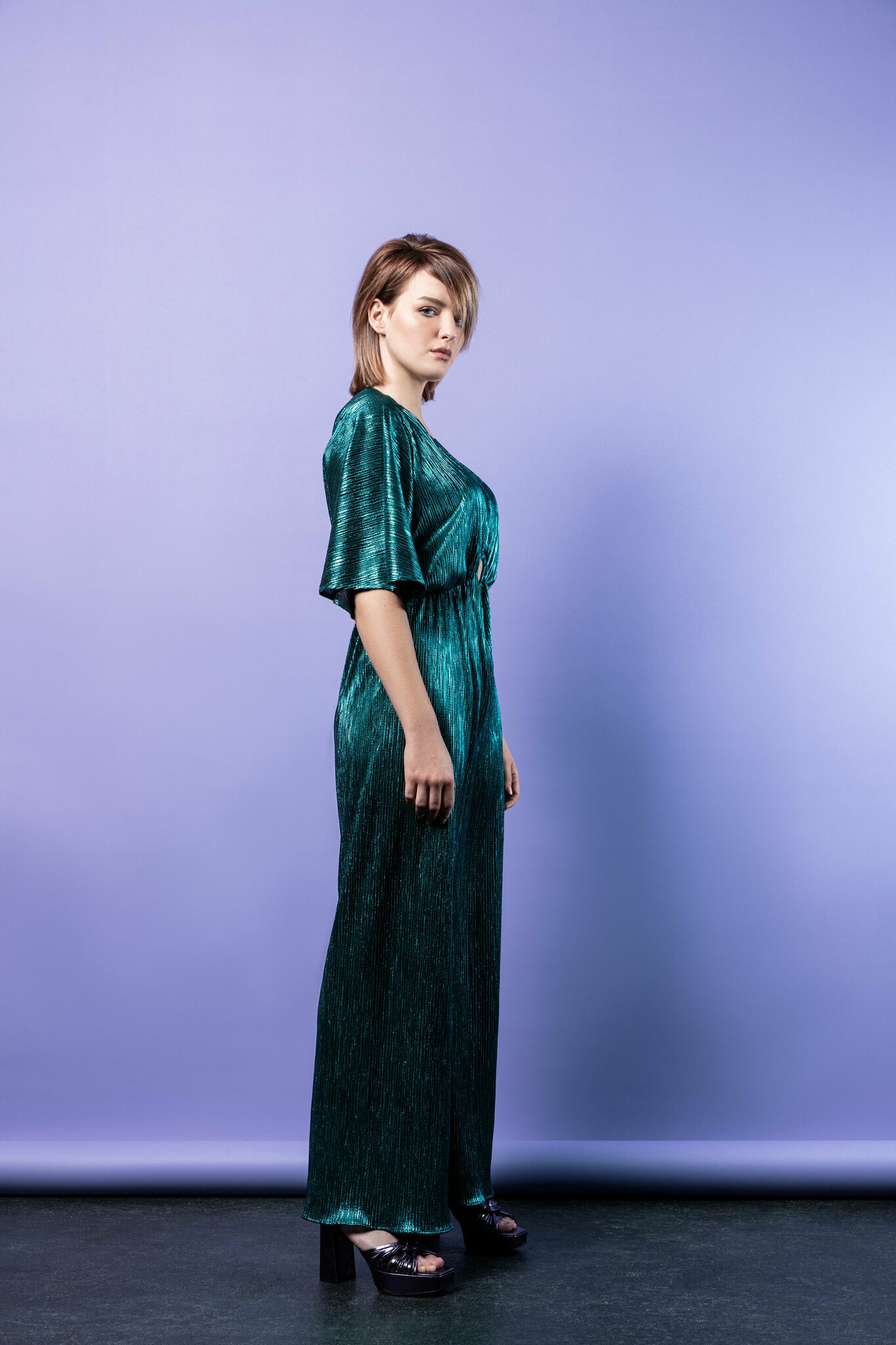 Frisurenmode Frühjahr 2024: Der neue Trendlook ist NEON GARDEN - Nürnberg