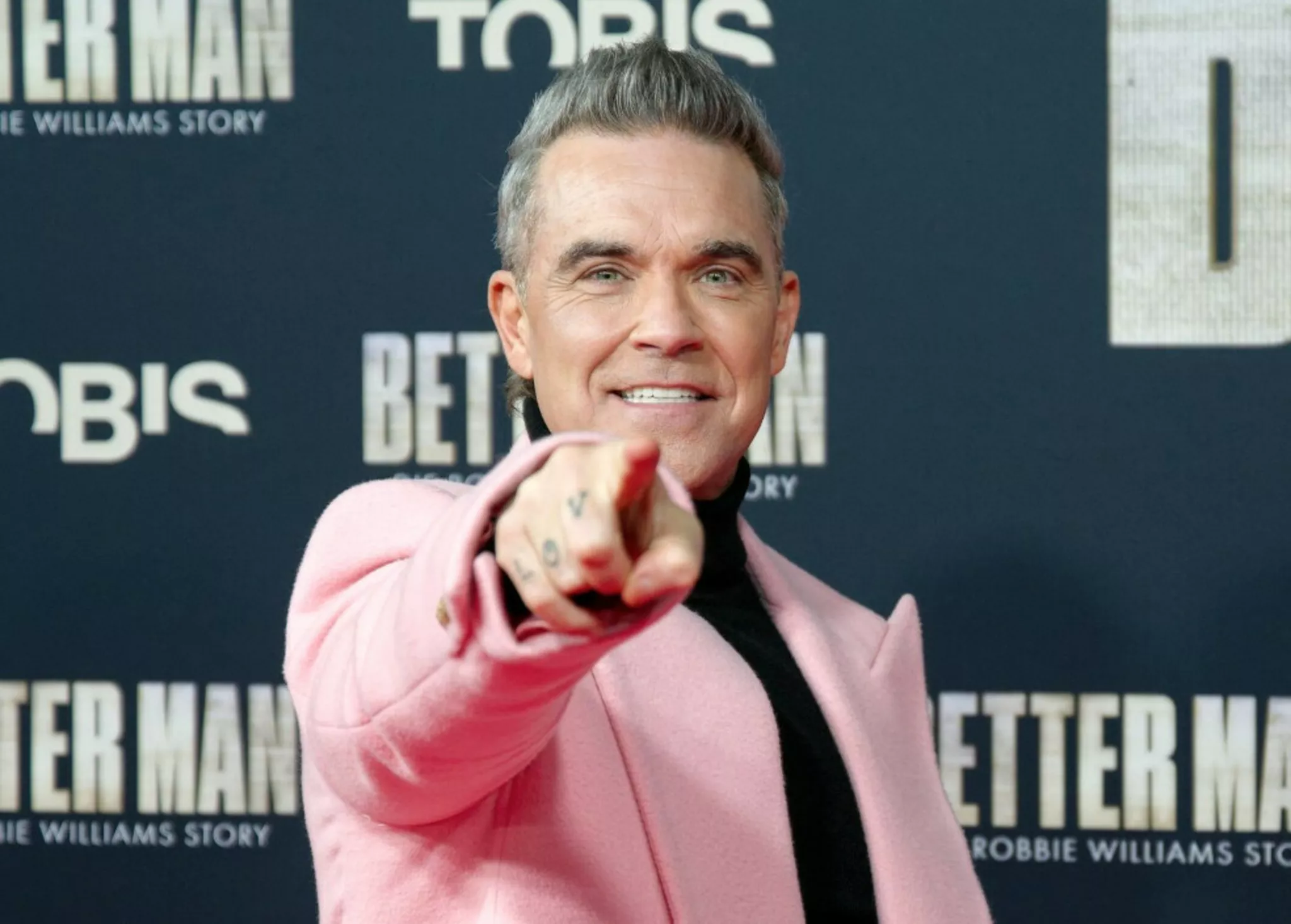 Rausch und Religion: Robbie Williams stark in Alkohol-Abstinenz - Bayern