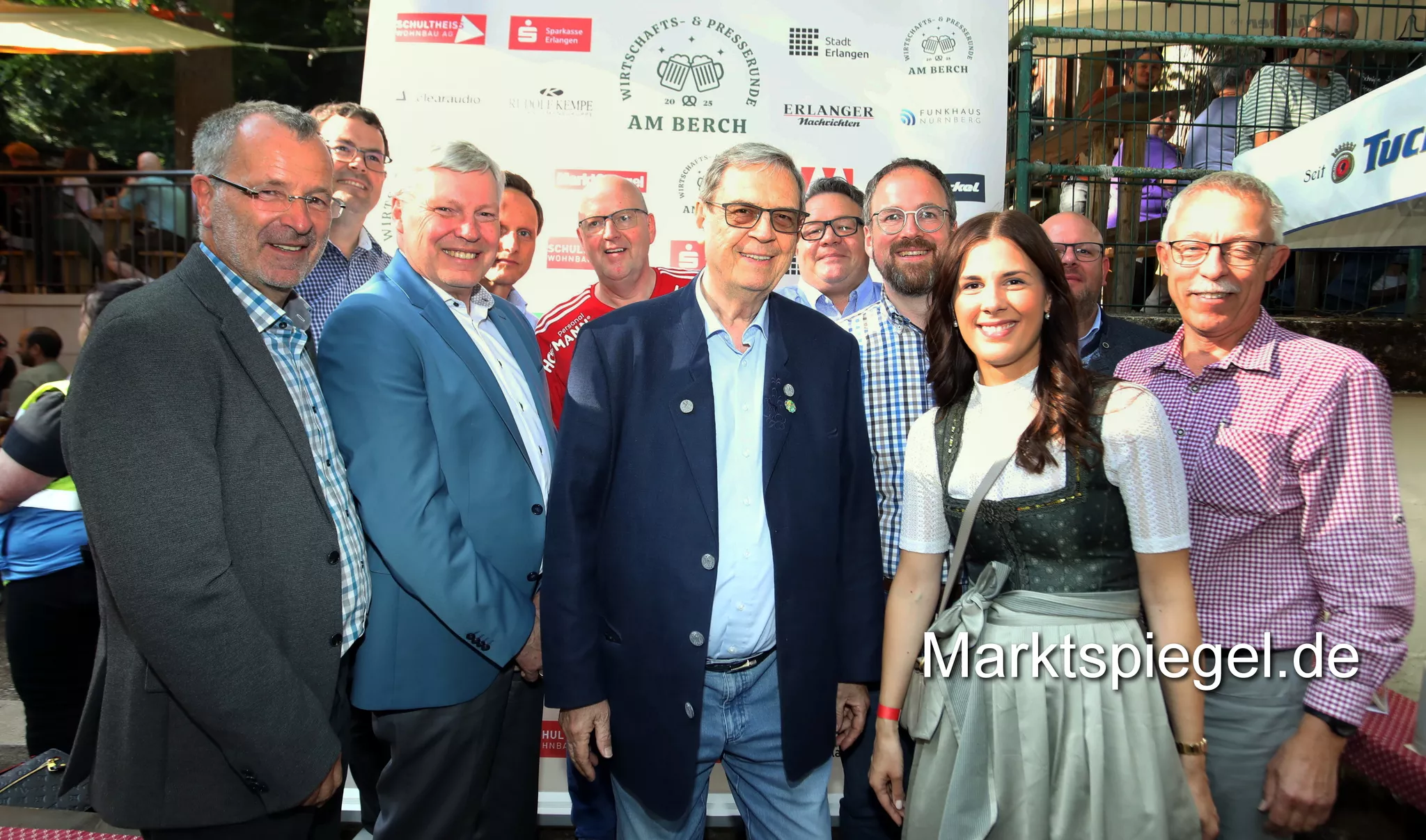 Wenn der Berg ruft, kommen alle: 3. Wirtschafts- & Presserunde am Berch ...