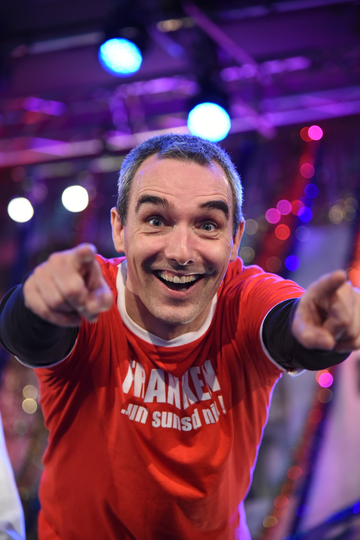 "Kranklach´n is´ g´sund!" - Mundartkabarett mit Sven Bach